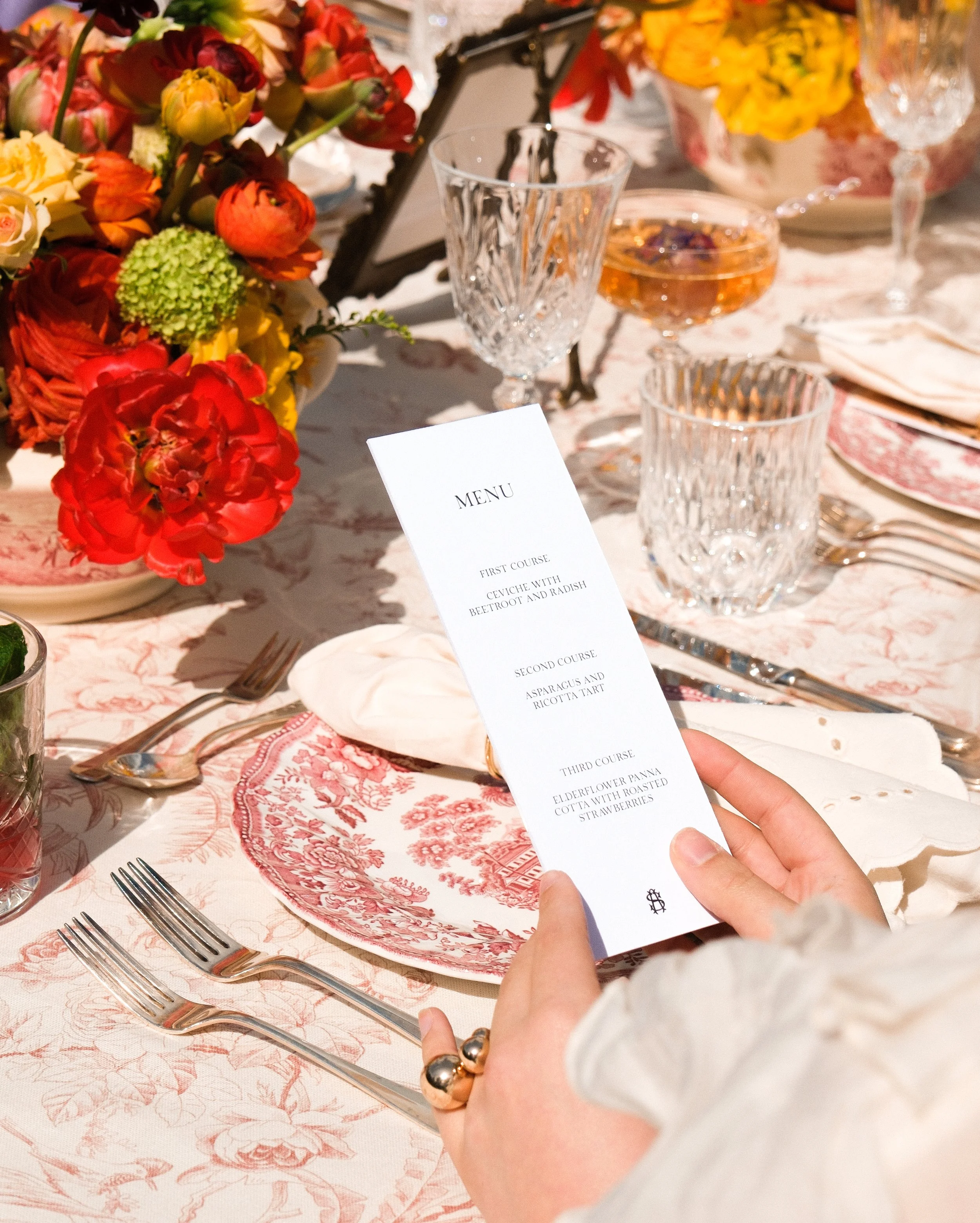 Hosting — Le Supper Club