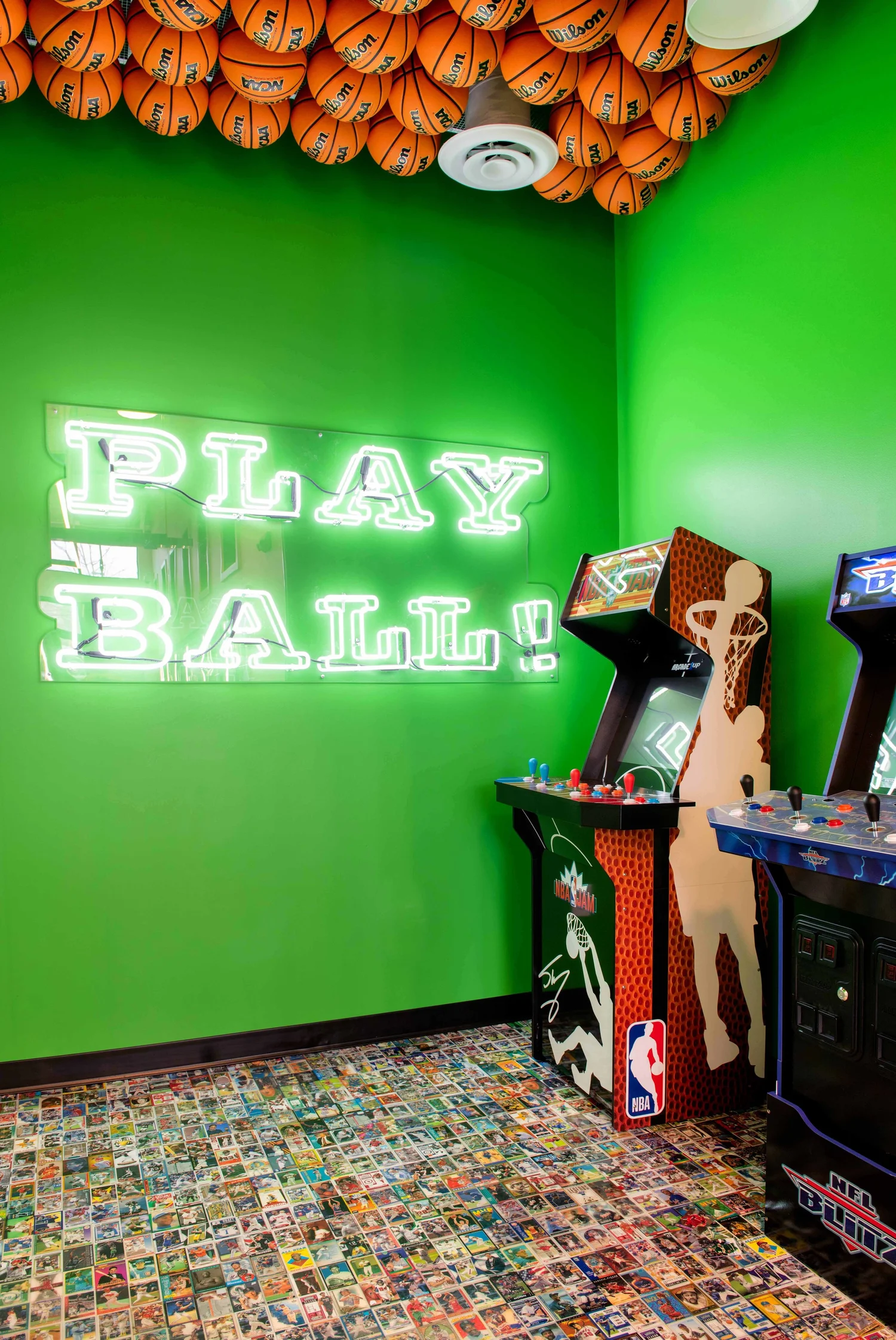 Giant Sports — Minhnuyet Hardy Interiors