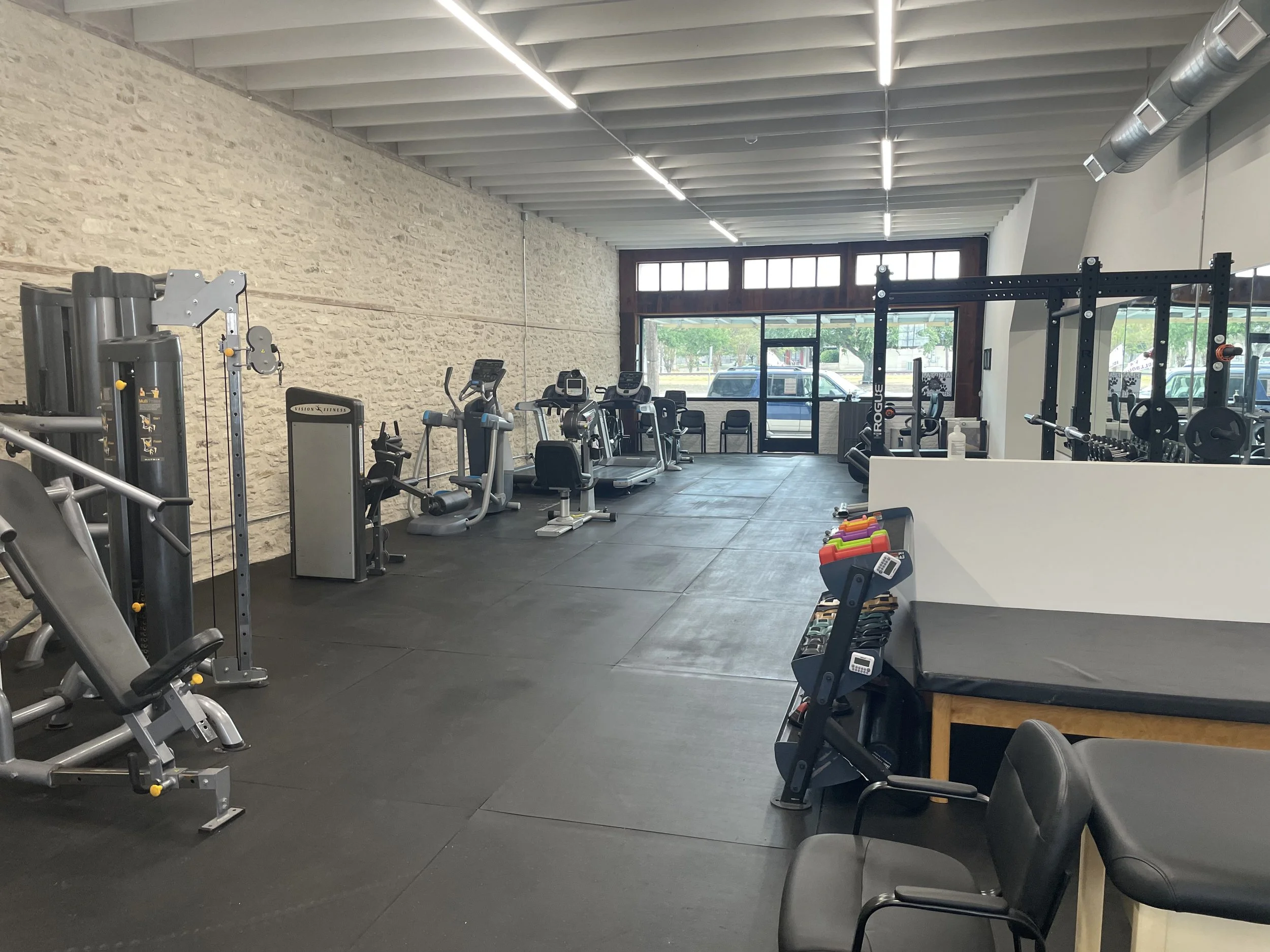 About Us — FayCo Sport & Spine