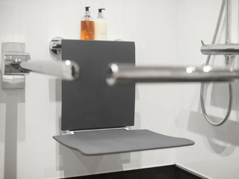 Guide: Wheelchair Accessible Showers & Handicap Shower Stalls