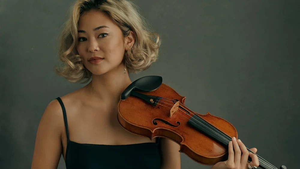 Enlighten Me: A Conversation with Violinist Simone Porter — New Century ...