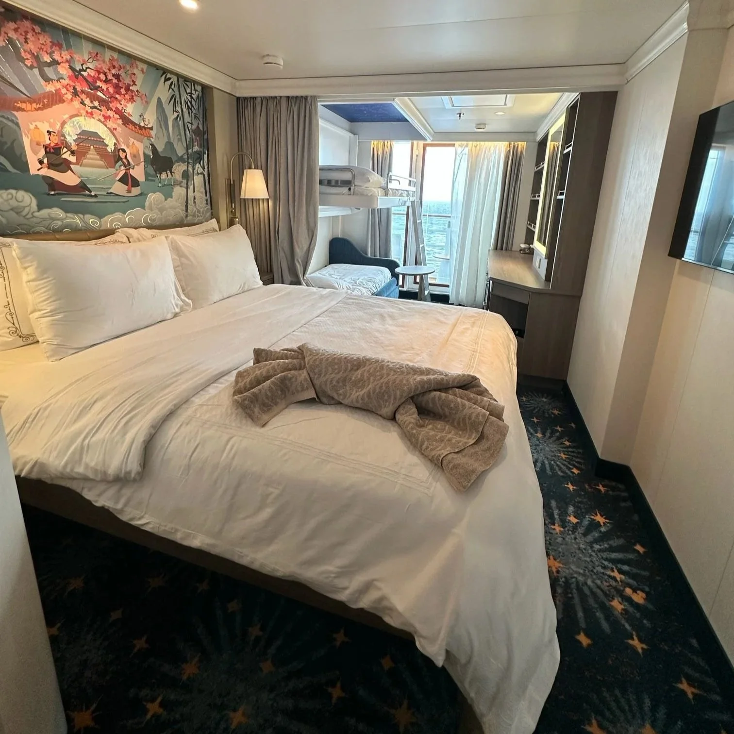 Disney Destiny Review: Dining, Shows, Staterooms & Family Experiences ...