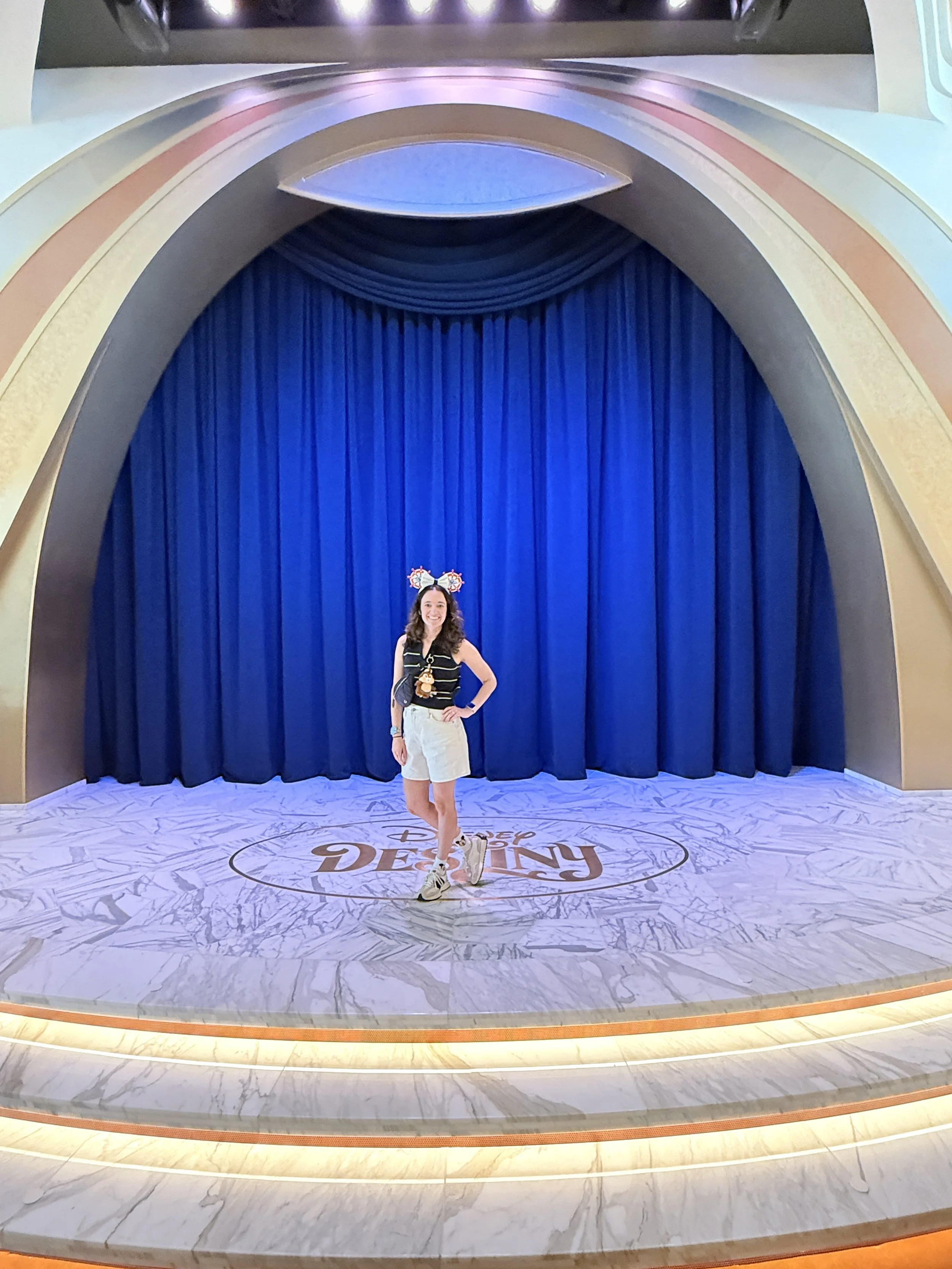 Disney Destiny Review: Dining, Shows, Staterooms & Family Experiences ...
