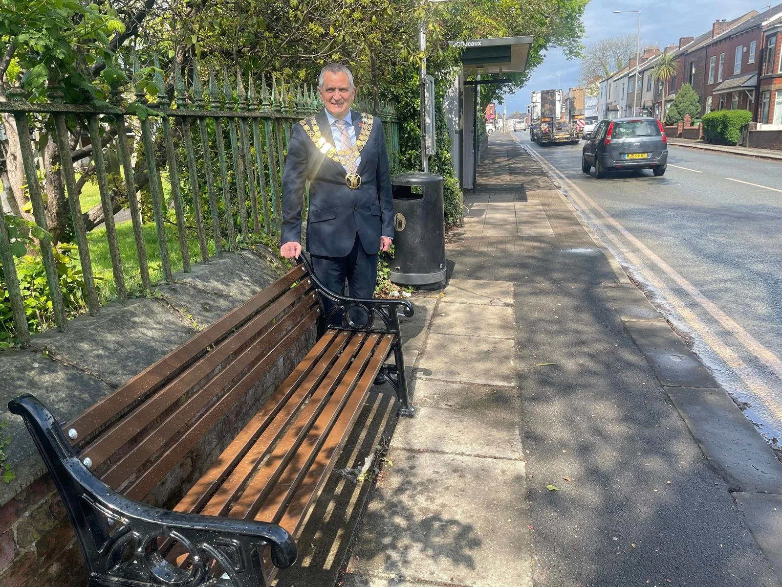 Bench Replaced at Church Street — Westhoughton Town Council