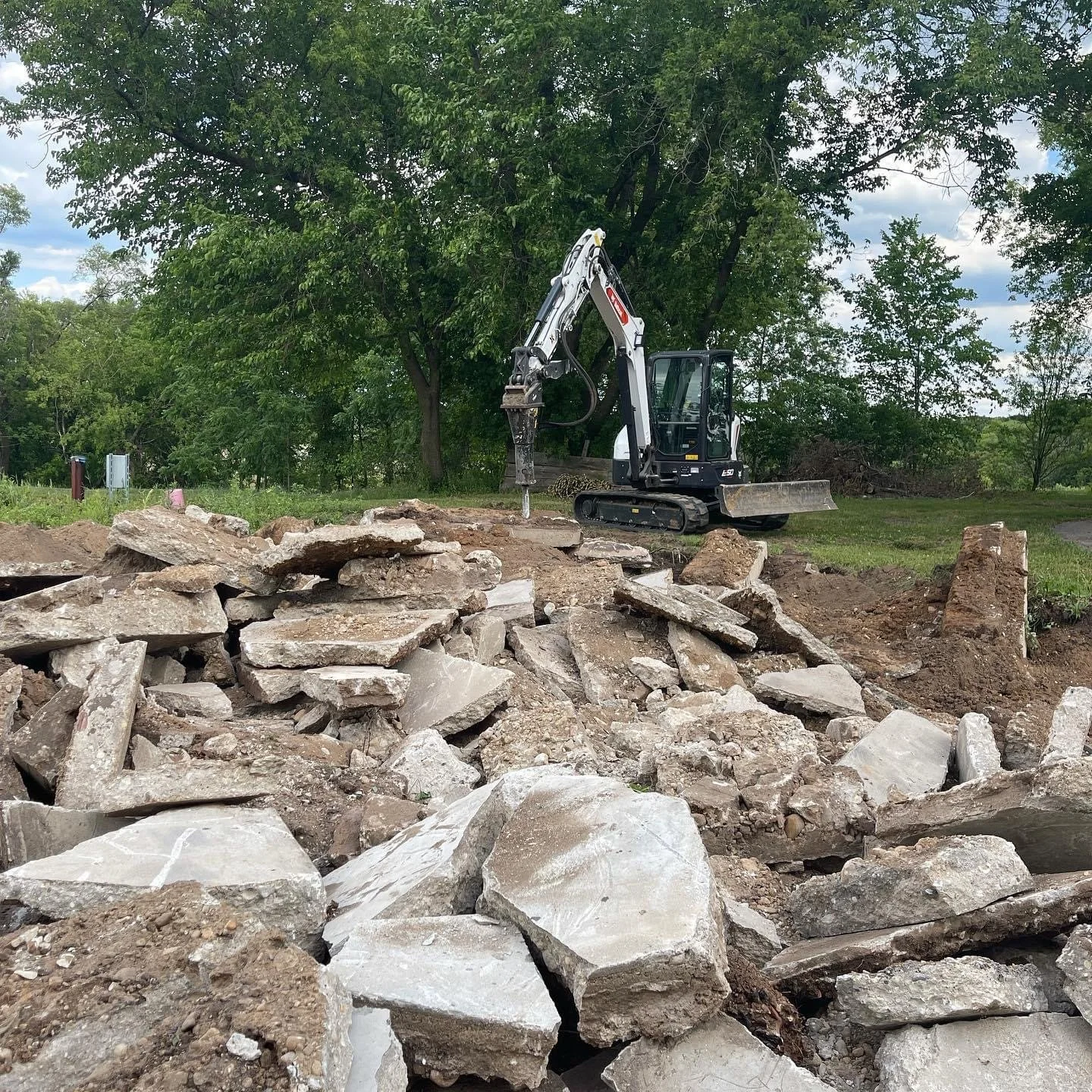 Perron Contracting LLC