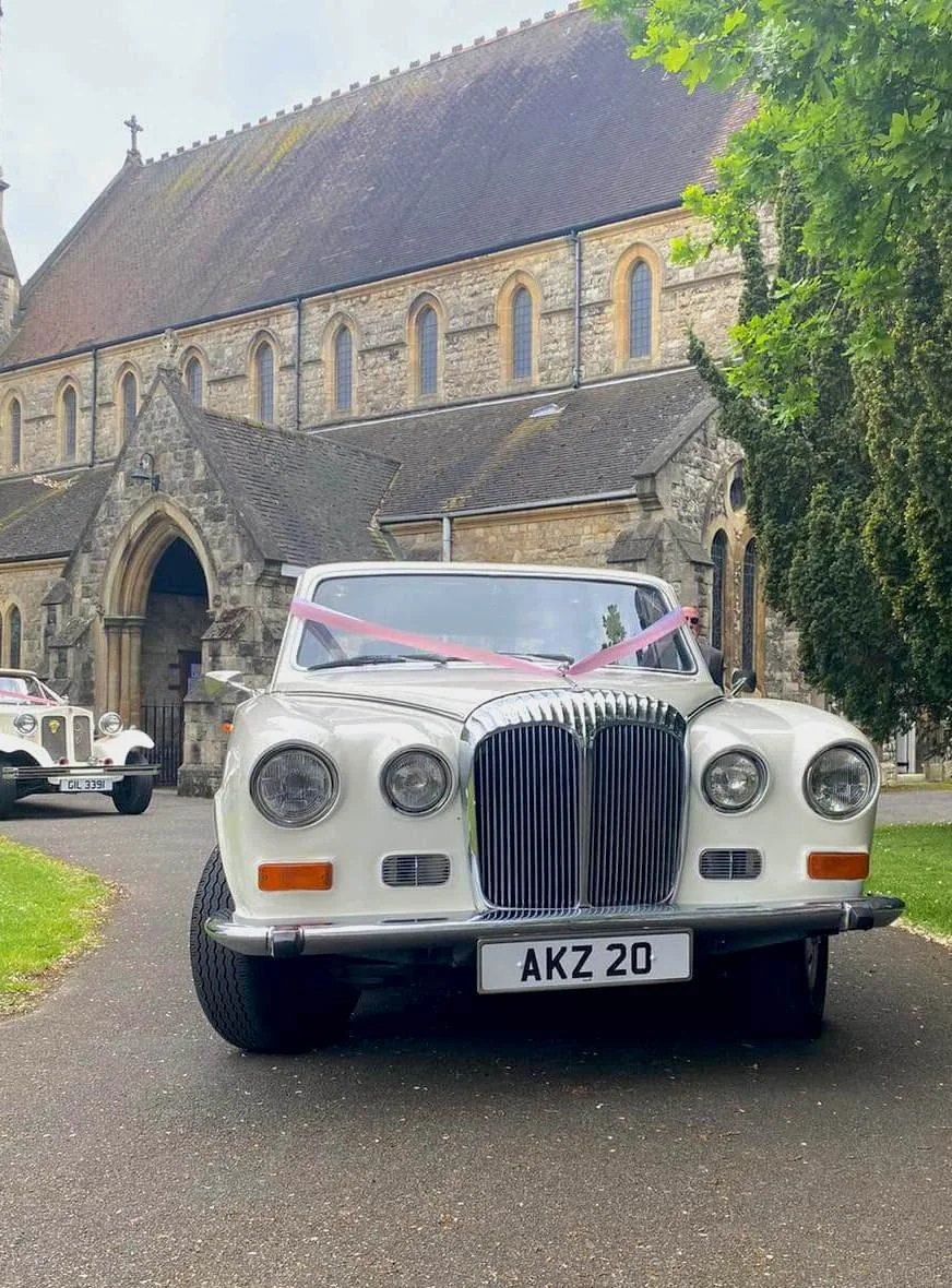 White Daimler Wedding Car Hire | Kent & Medway Wedding Cars