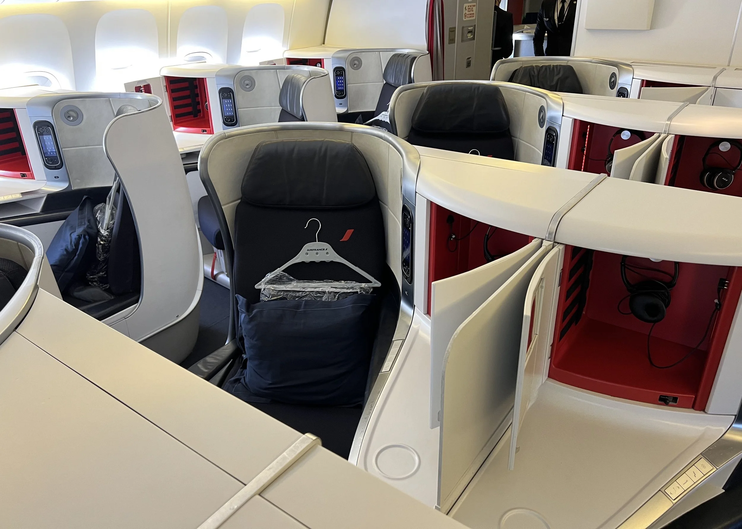 Review: Air France Business Class on the 777-300ER from SFO to CDG — A ...