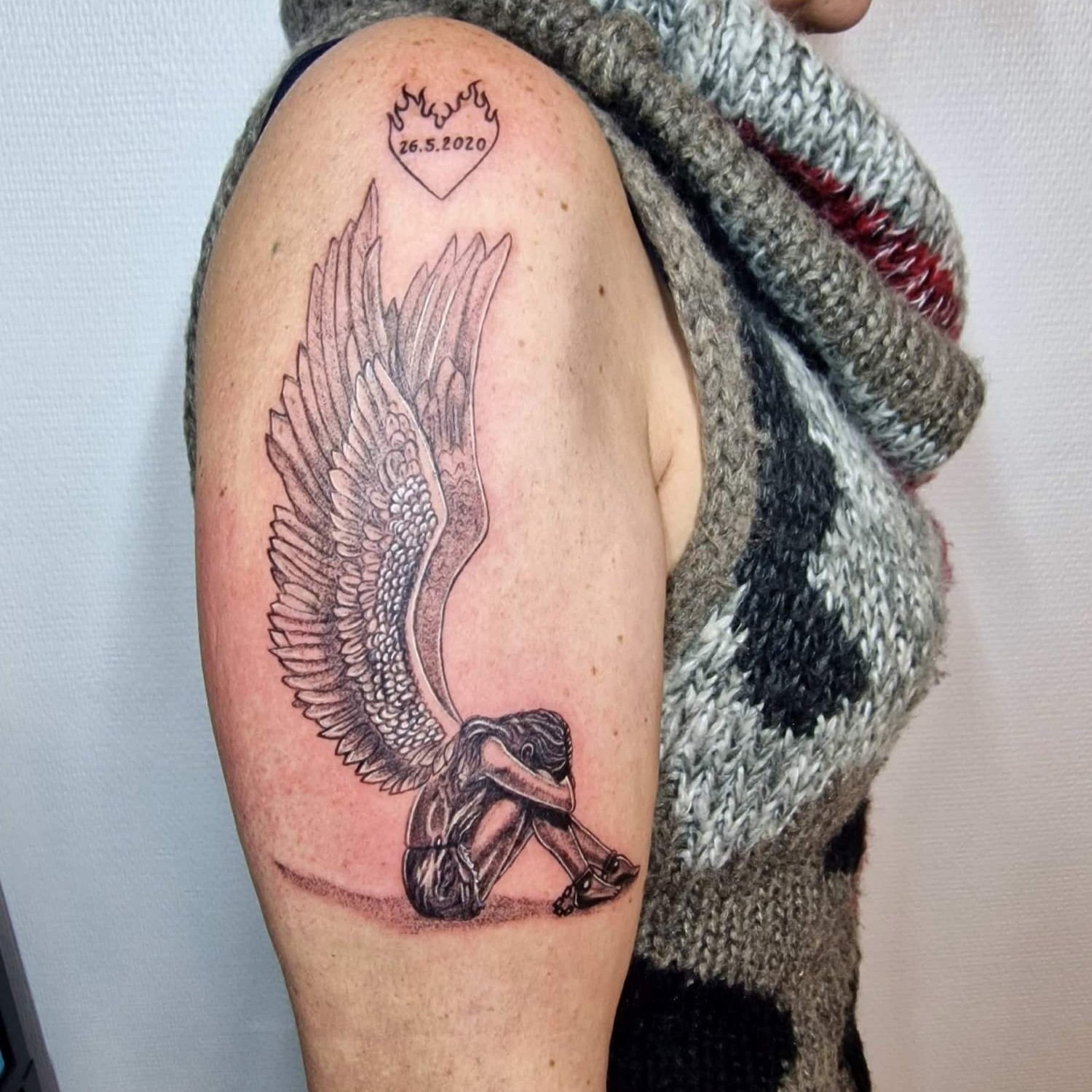 Enkelitatuointi — Tehtyjä tatuointeja — Details Tattoo