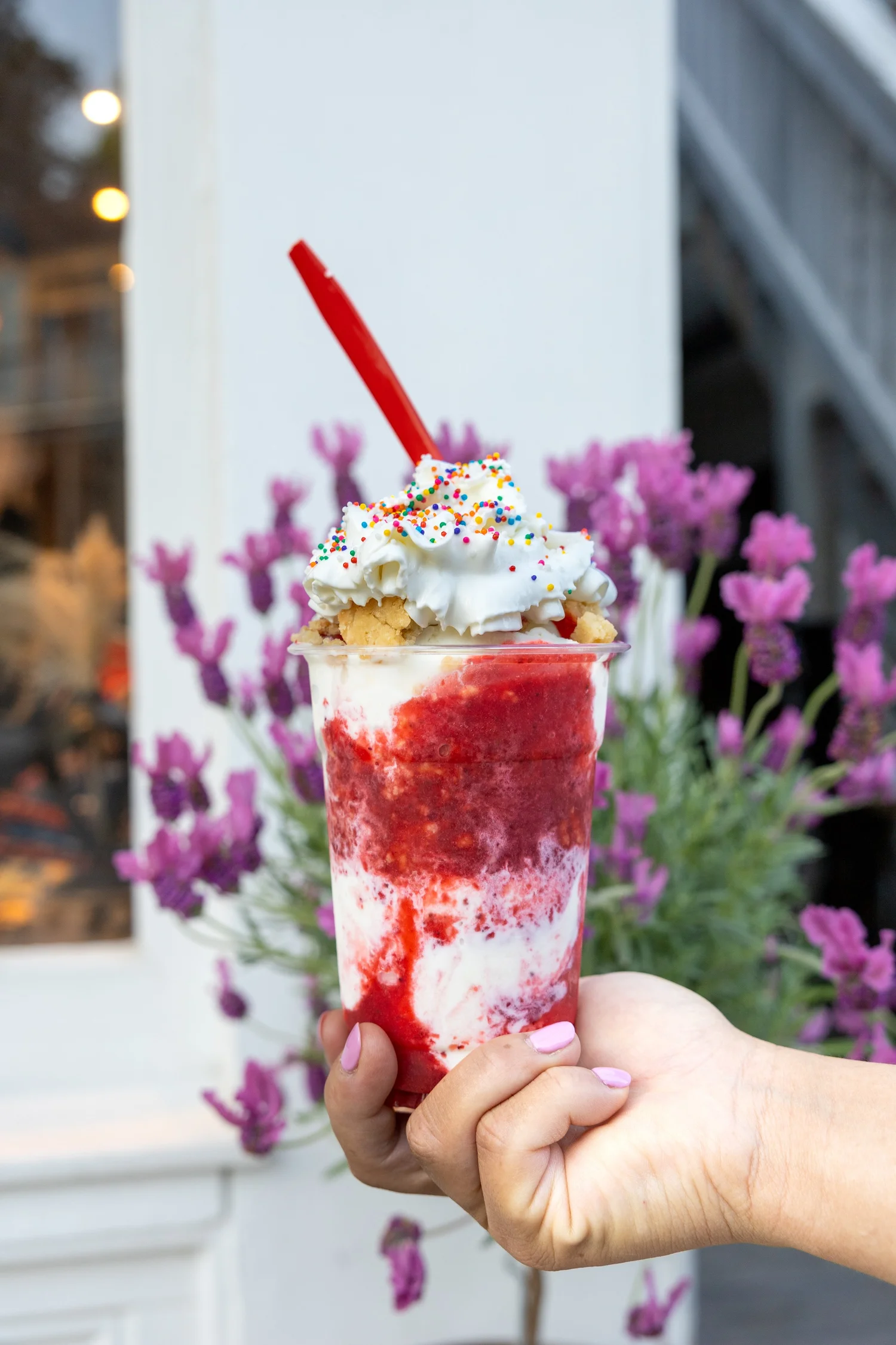 Signature Sundaes | Discover Gourmet Ice Cream Now — Honeycone Craft ...