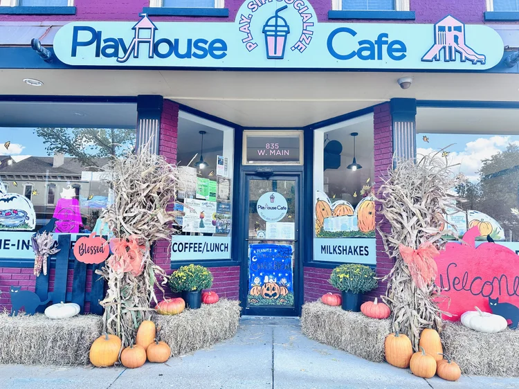 Playhouse Cafe | Play. Sip. Socialize.