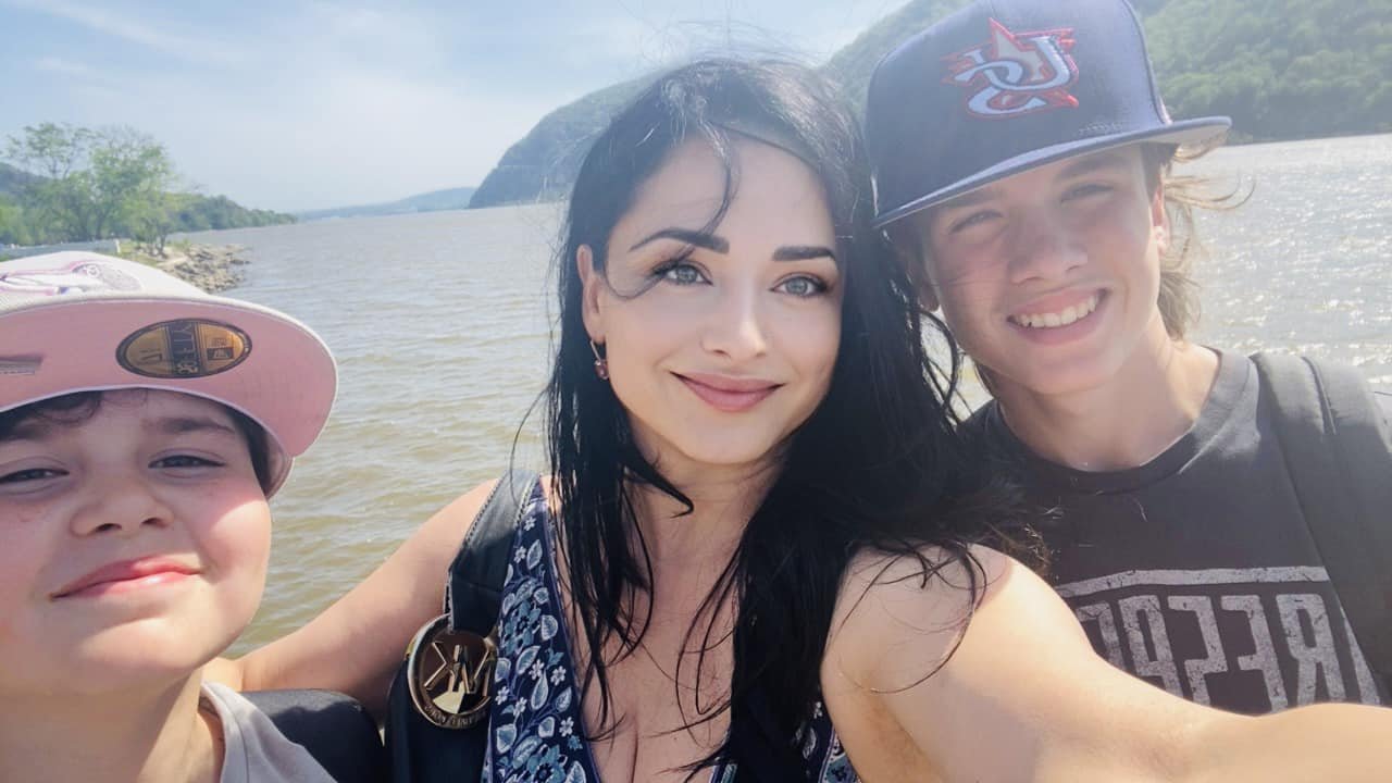 Joleen's story and beauty philosophy — Joleen's Beauty Bar