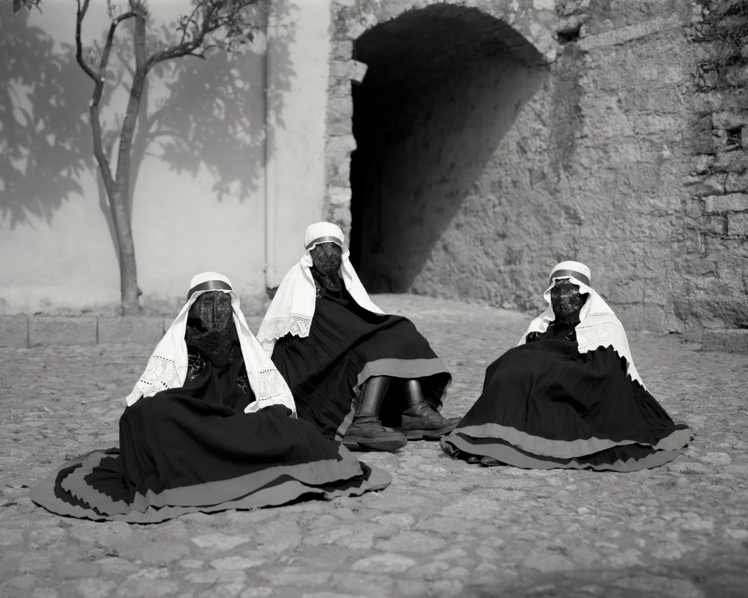 15 Film Documentary Photographers You Need to Know! | Analog Forever ...