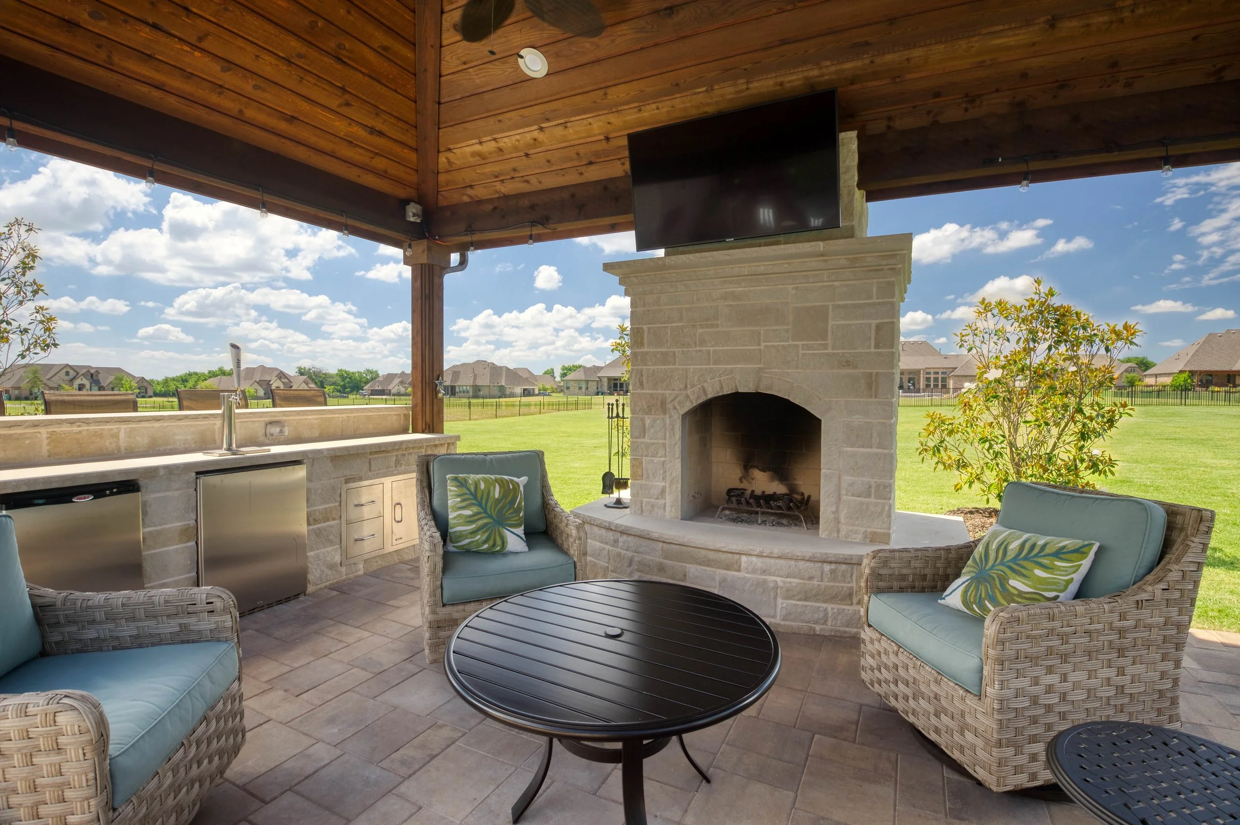 Firepits & Fireplaces — Foley Pools Custom Swimming Pools | North Texas