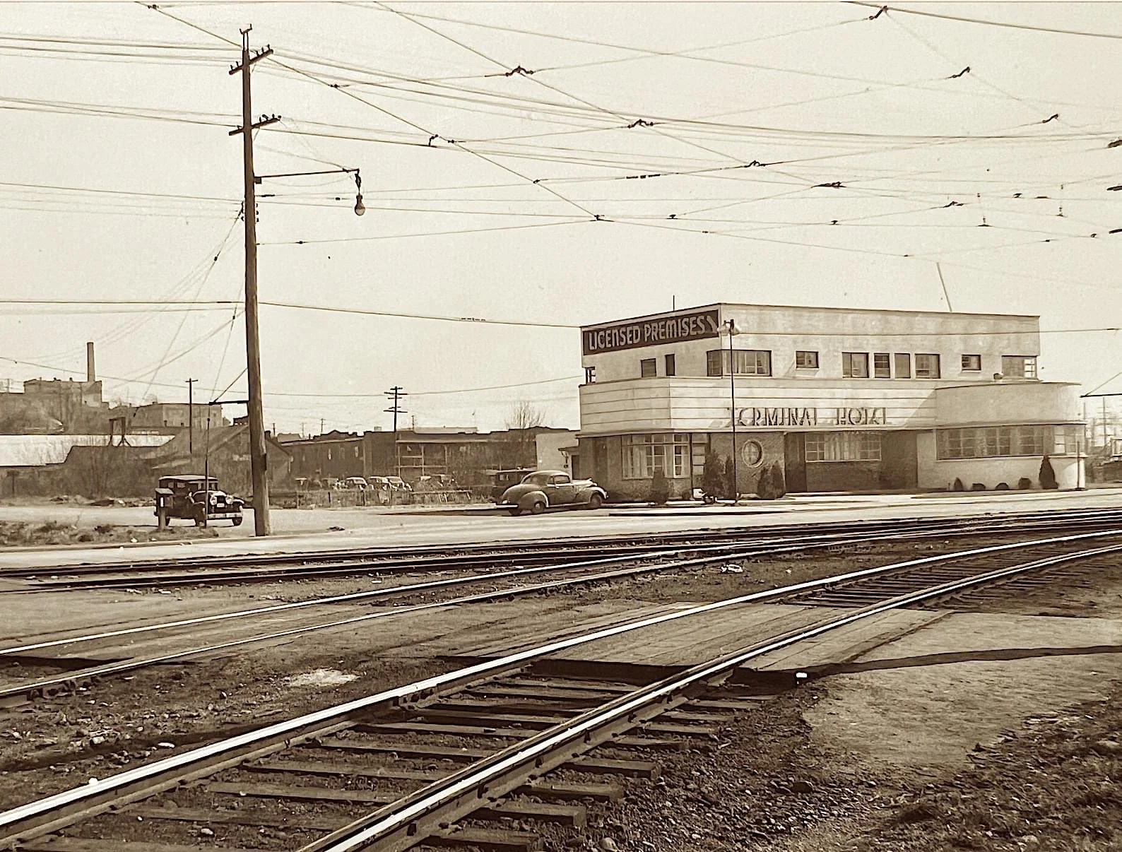 About Us — THE TERMINAL PUB