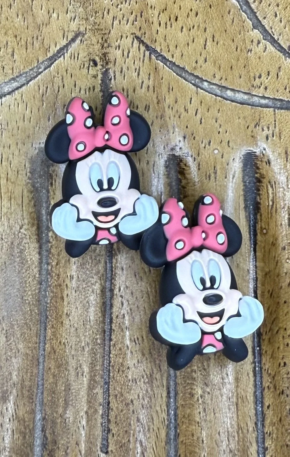 2D Silicone Minnie Mouse Focal (2 beads per pack) — The Tumbleristas