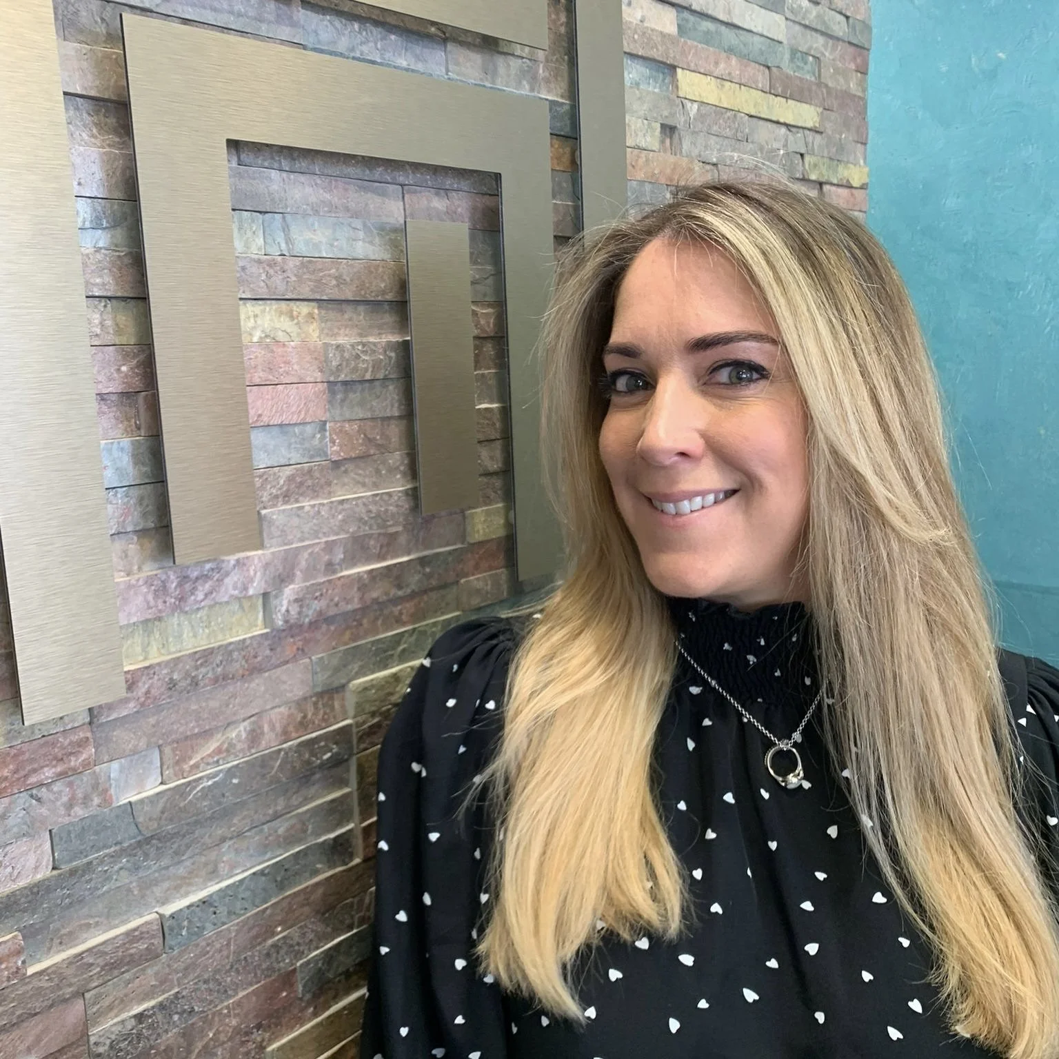 Haringtons Beaconsfield: Award-Winning Hair Salon and Hairdressers ...