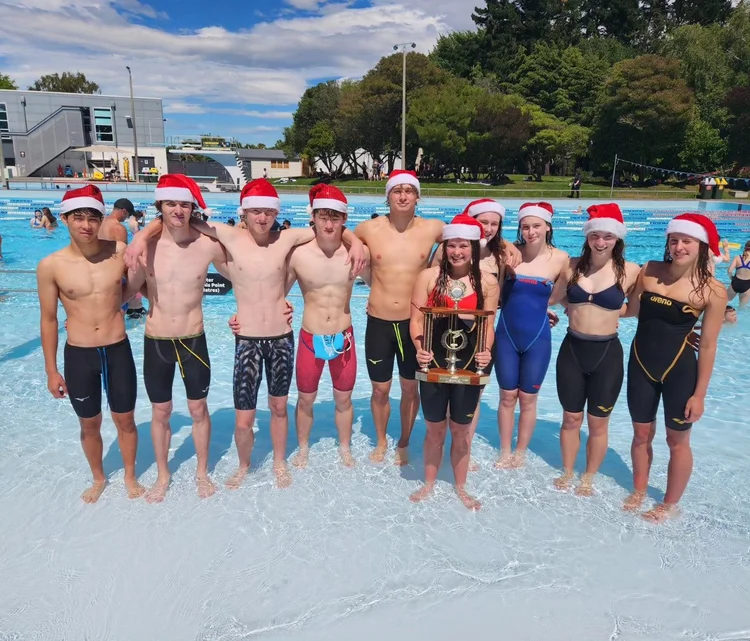Jasi Swim Team