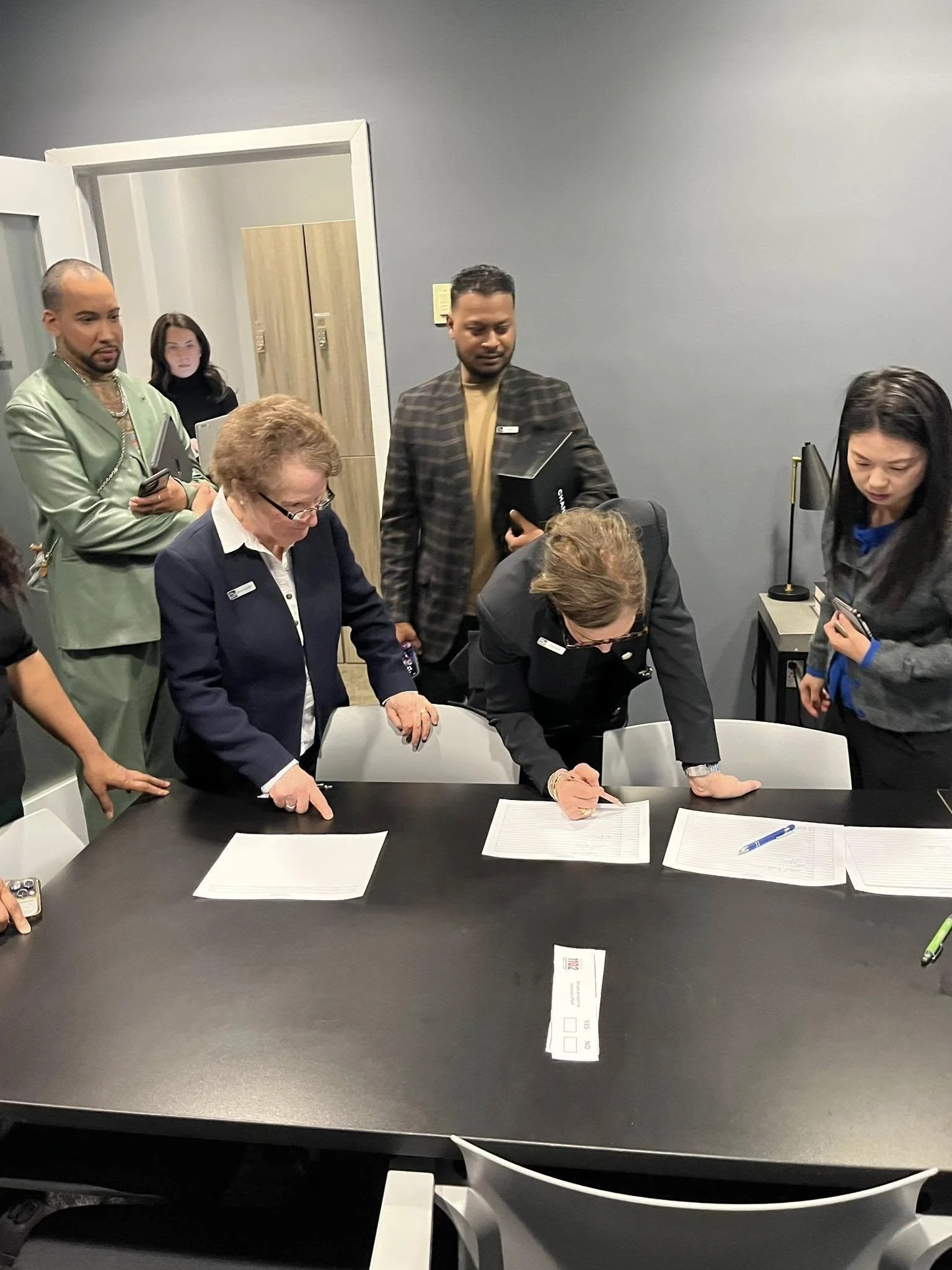 Good Contract News for Saks Women's Shoes Workers — Retail, Wholesale ...