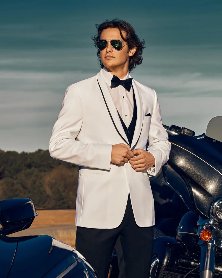 Services — Prom & Wedding