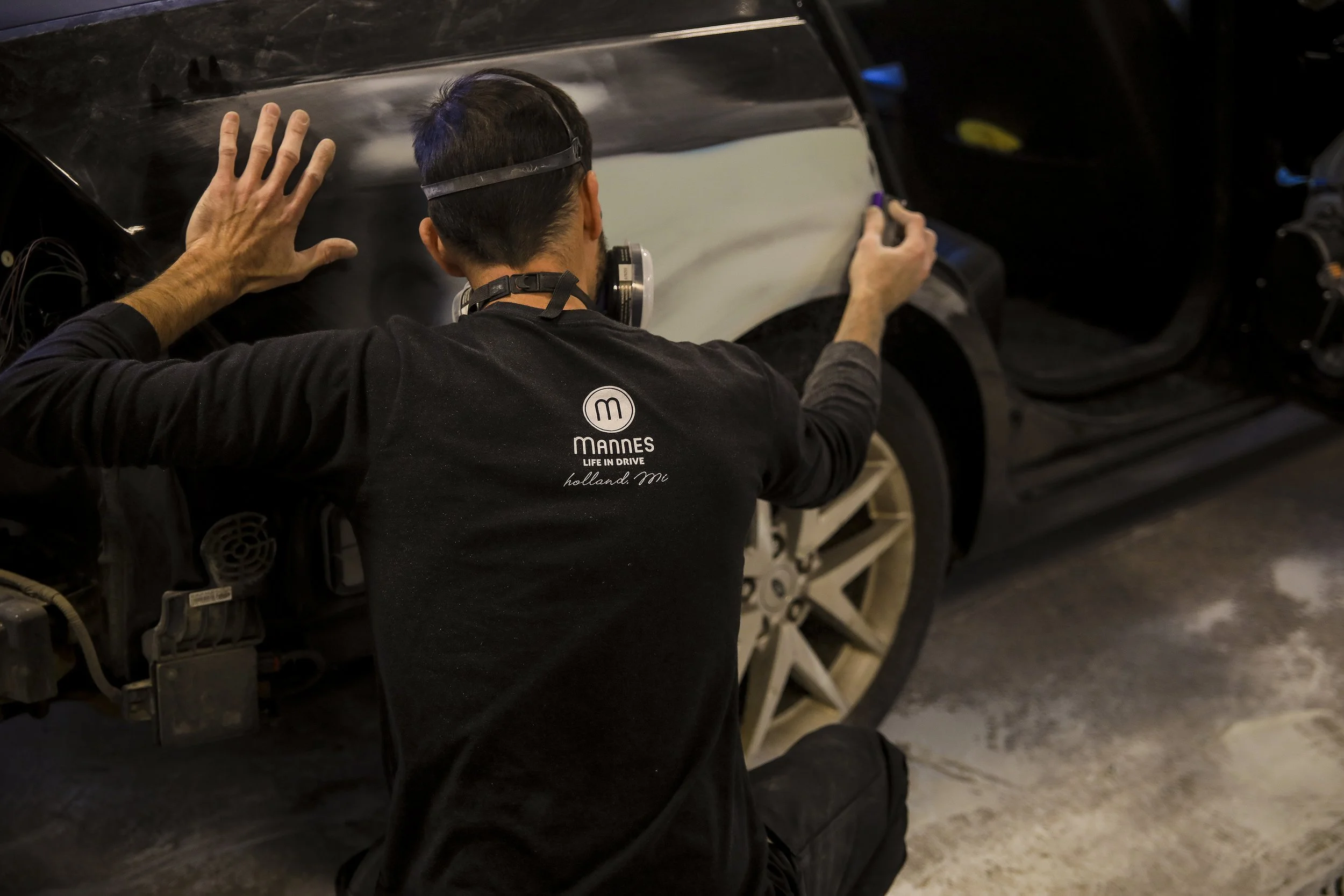 Mannes Auto Body Shop