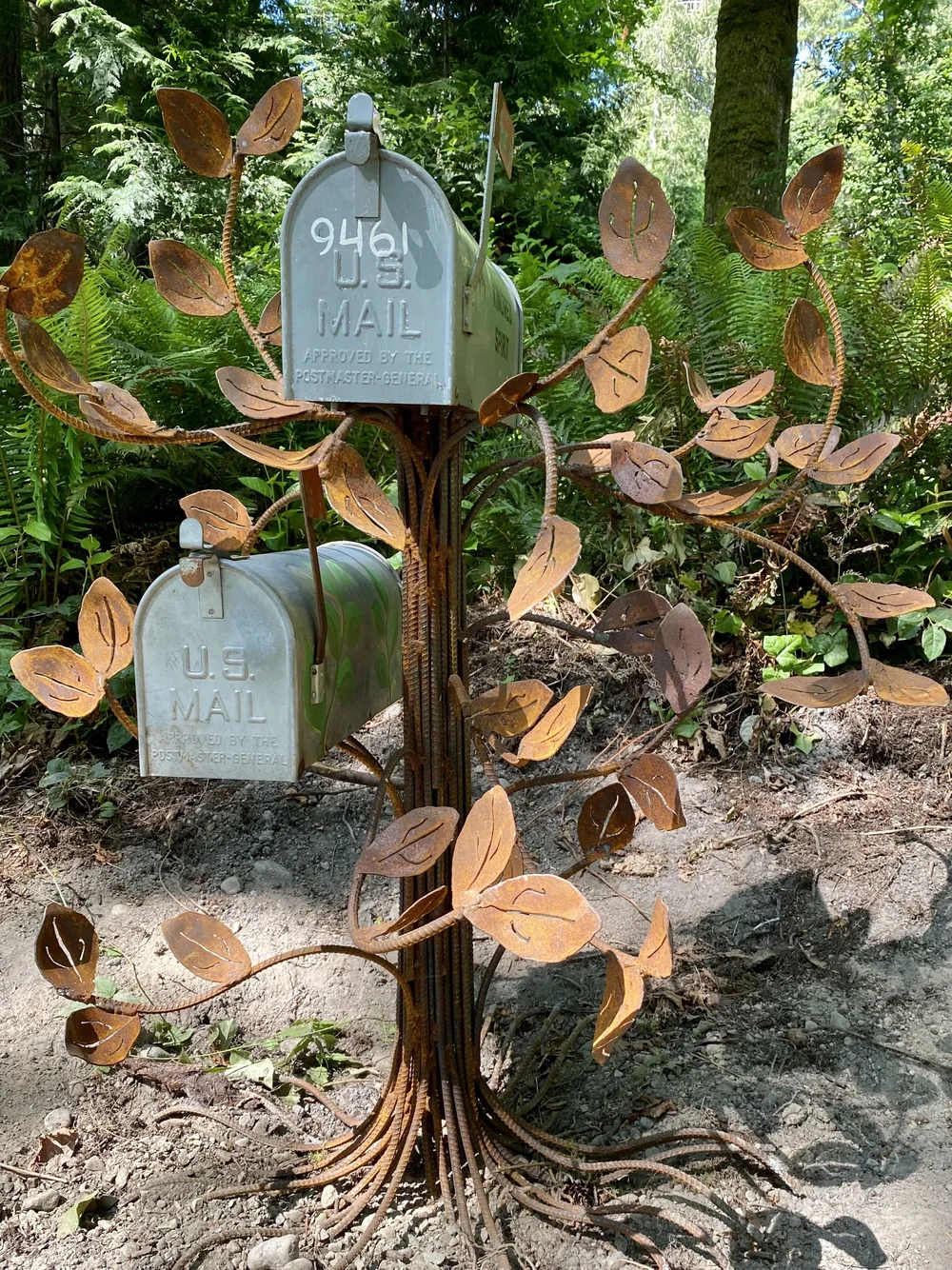 Kindred Spirit Mailbox • Bainbridge Island