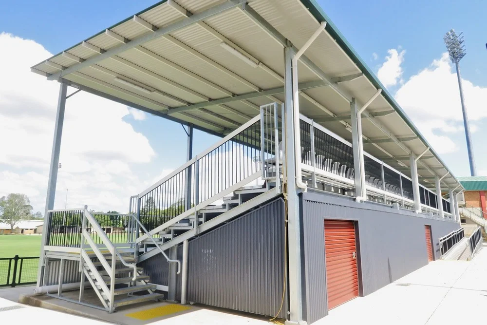 Grandstands — Steel Post and Rail