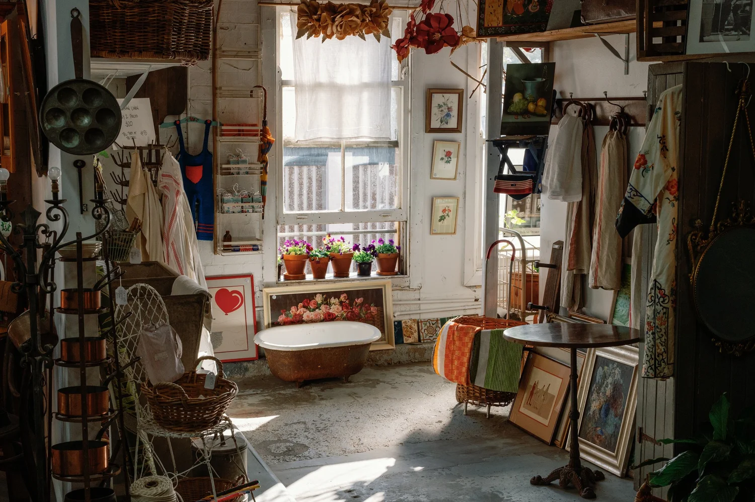 The Merchants Warehouse Annandale | Open 7 Days 10am-5pm