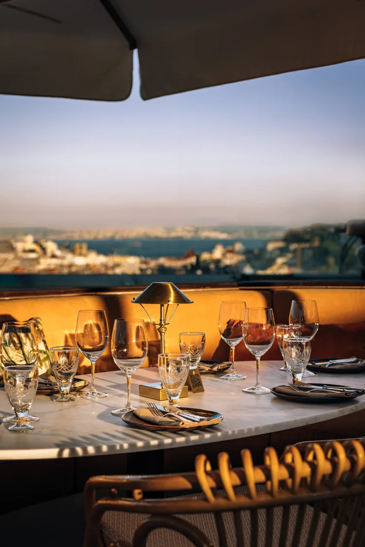 Mona Verde - Lisbon Rooftop Restaurant