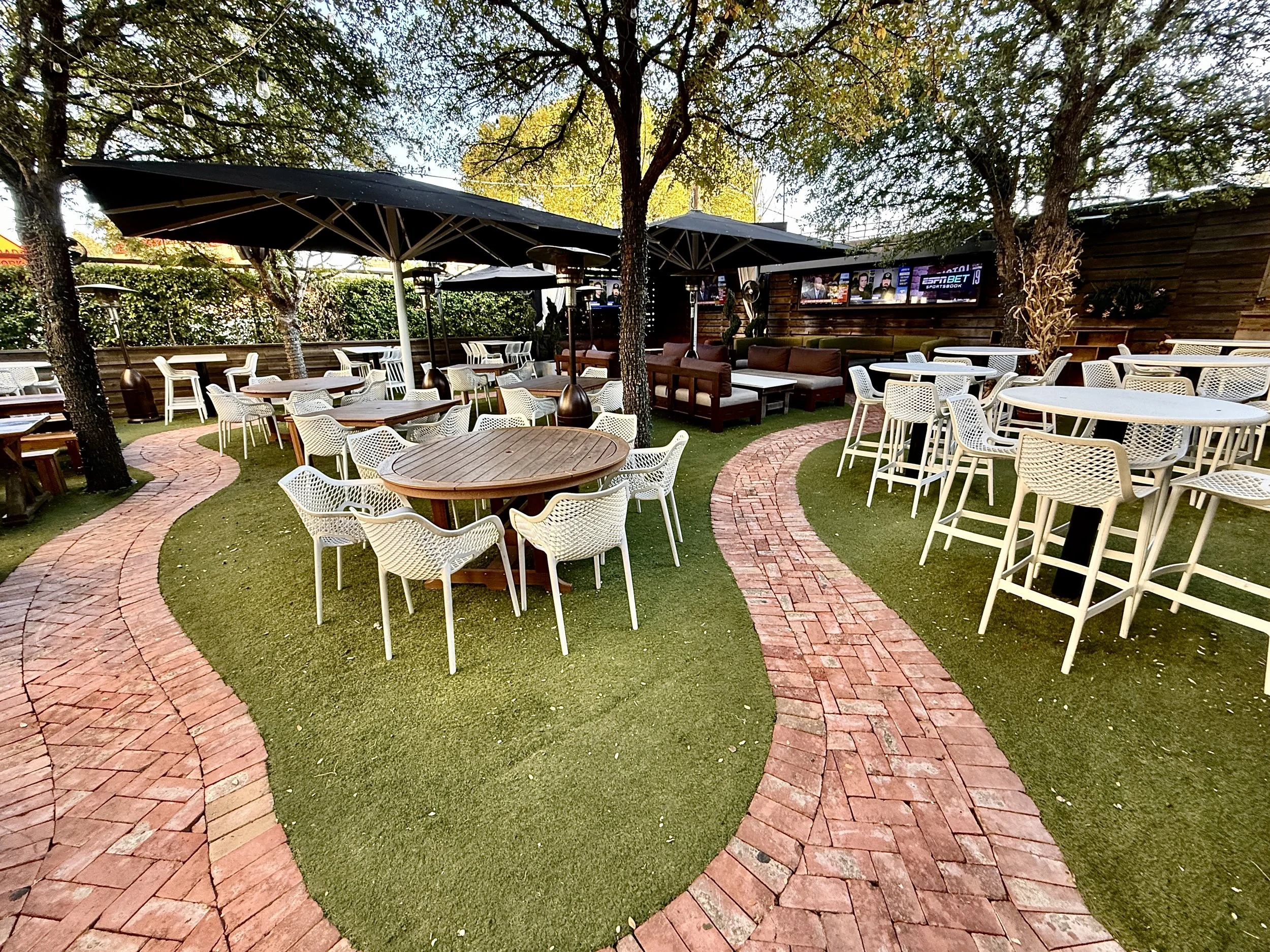 Best Happy Hour In Dallas - Craft Cocktails & Great Brunch | Bridal ...