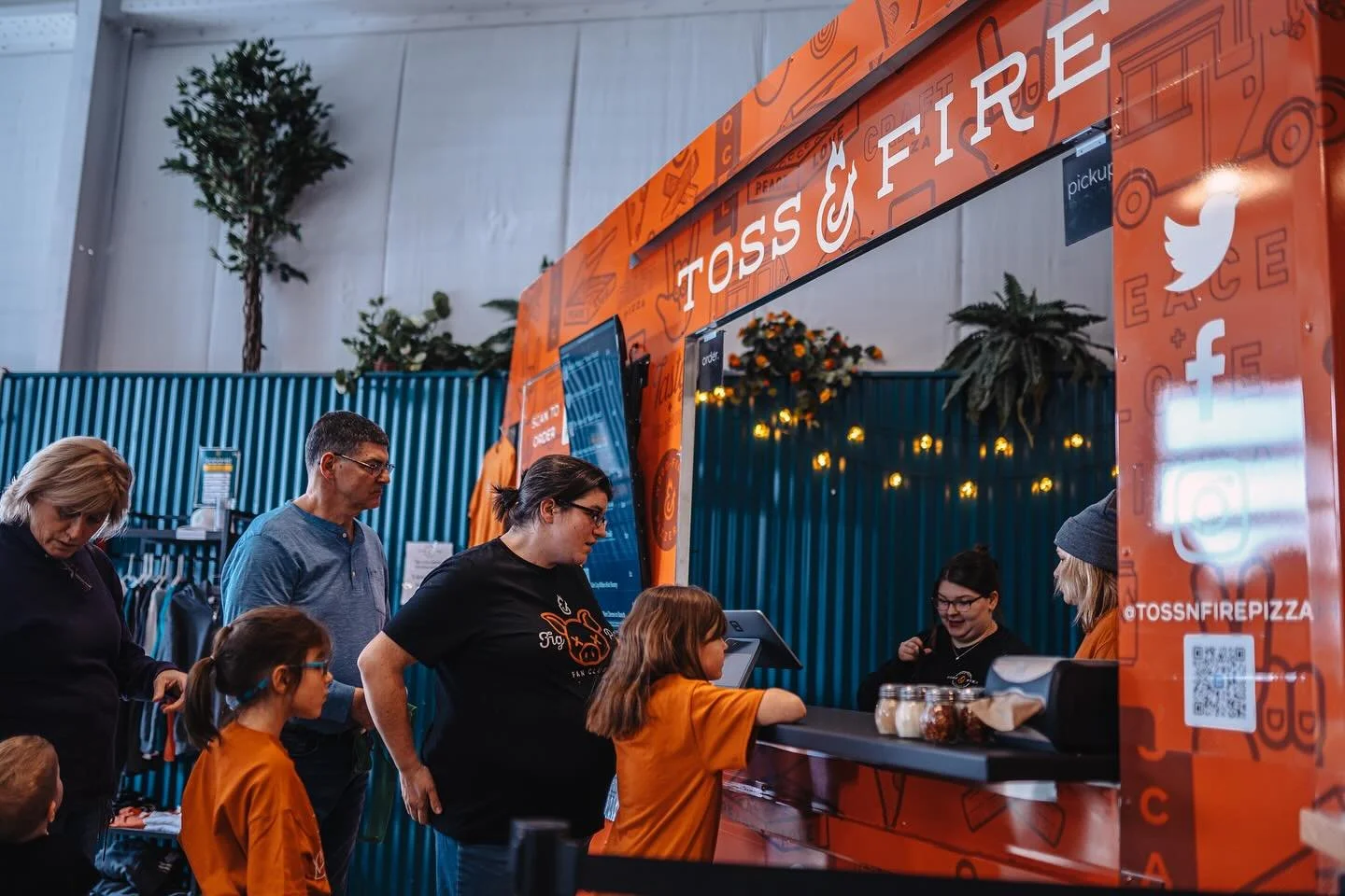 Harveys Garden — TOSS & FIRE