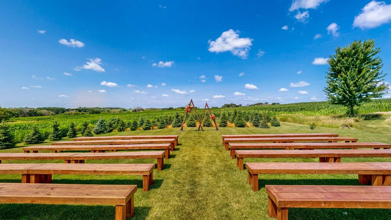 Spruce Hill Events | Wedding Venue | Southern Minnesota
