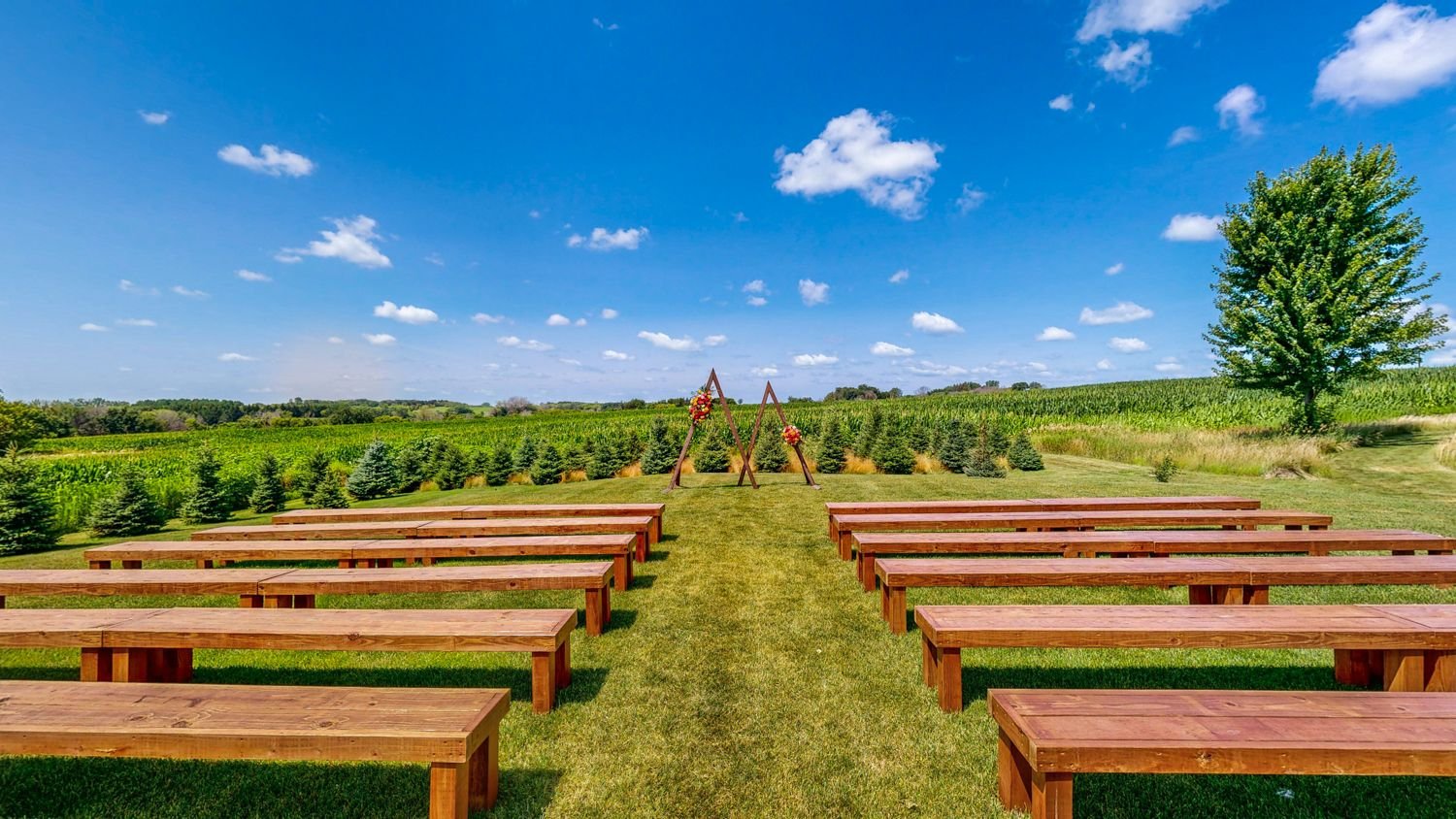 Spruce Hill Events | Wedding Venue | Southern Minnesota