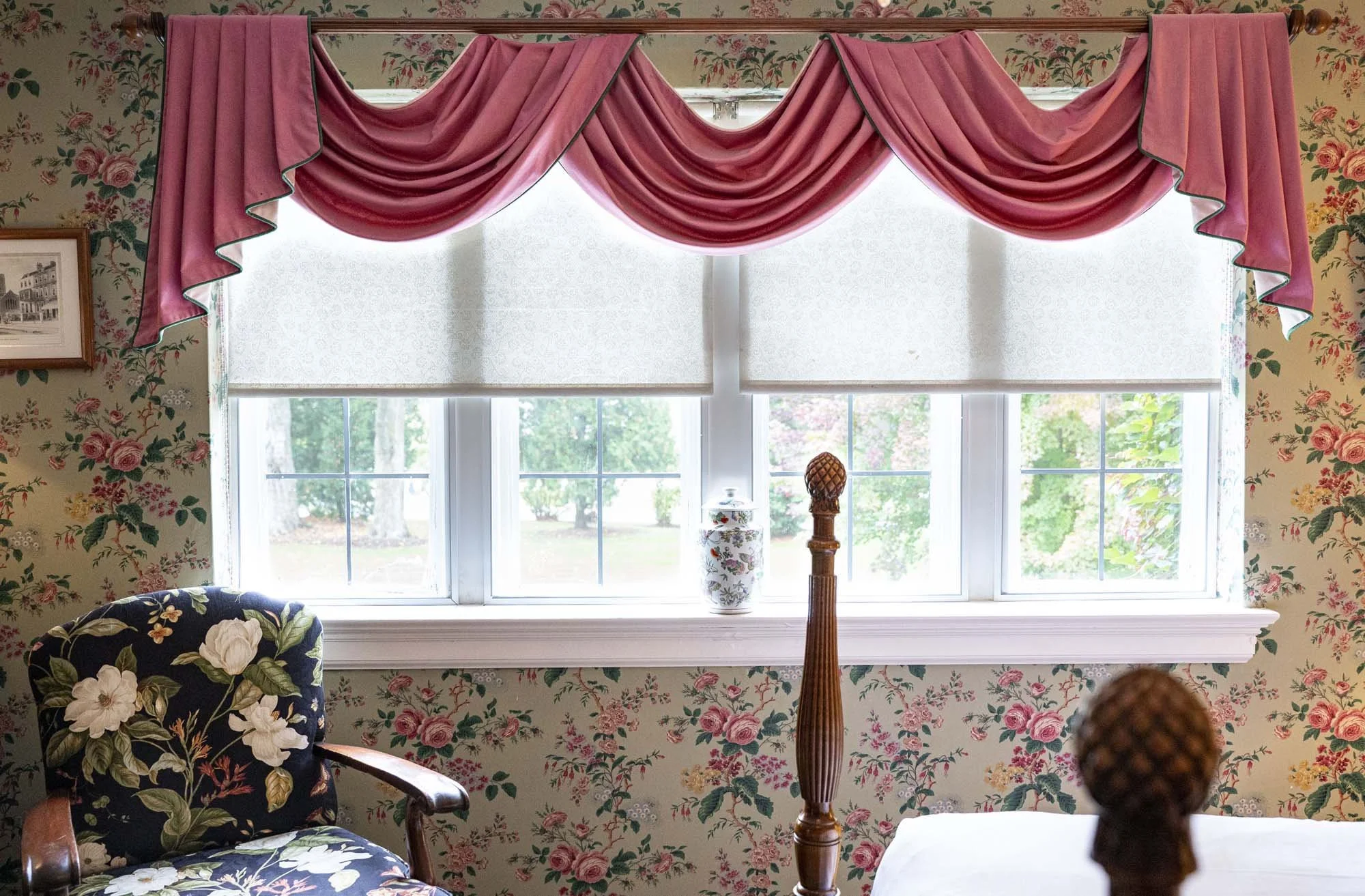 Historic Hotel Rooms — The English Inn