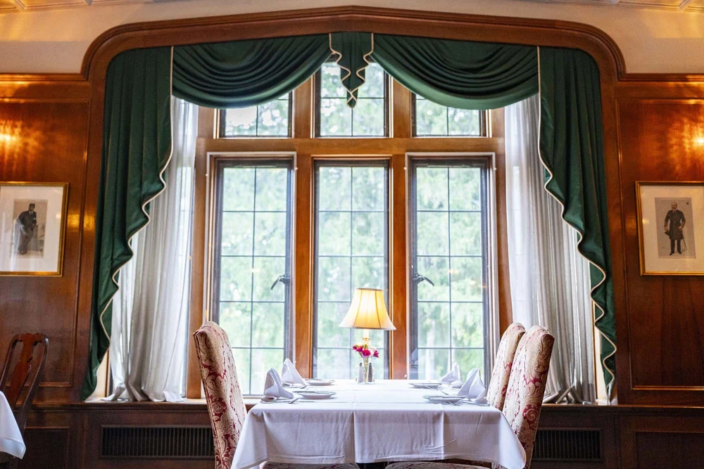 Special Packages — The English Inn