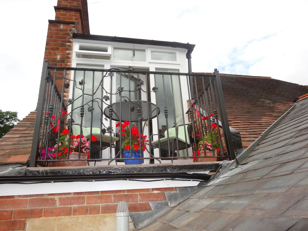 Metal Balconies and Metal Juliet Balconies in Berkshire, UK — Anvil ...