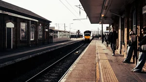 Your Ultimate UK Rail Advertising Guide — Transport Media