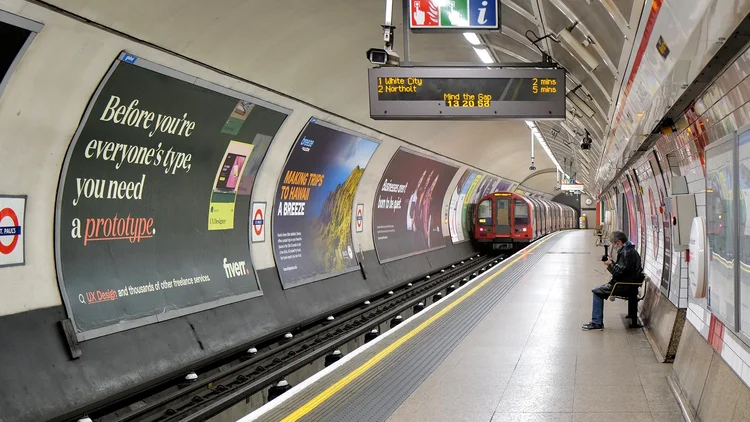 London Tube Ad Formats | Transport Media UK — Transport Media