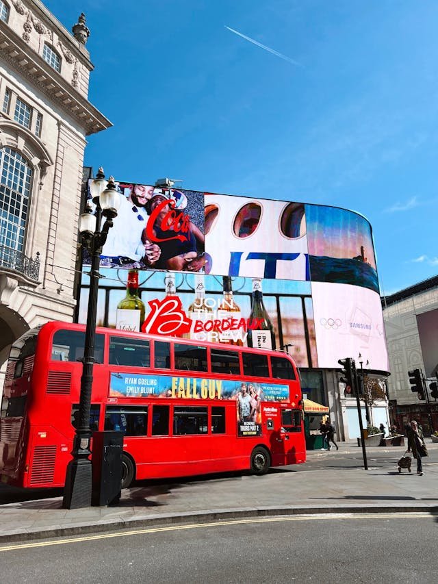 Your Ultimate Guide to Bus Advertising in the UK — Transport Media