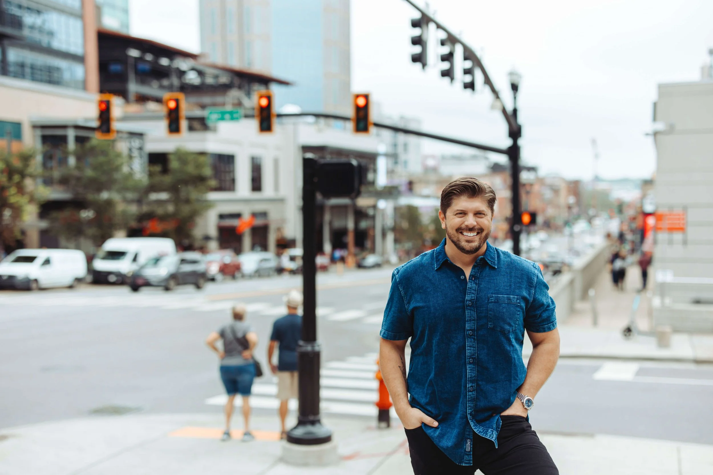 About — Jason Burke