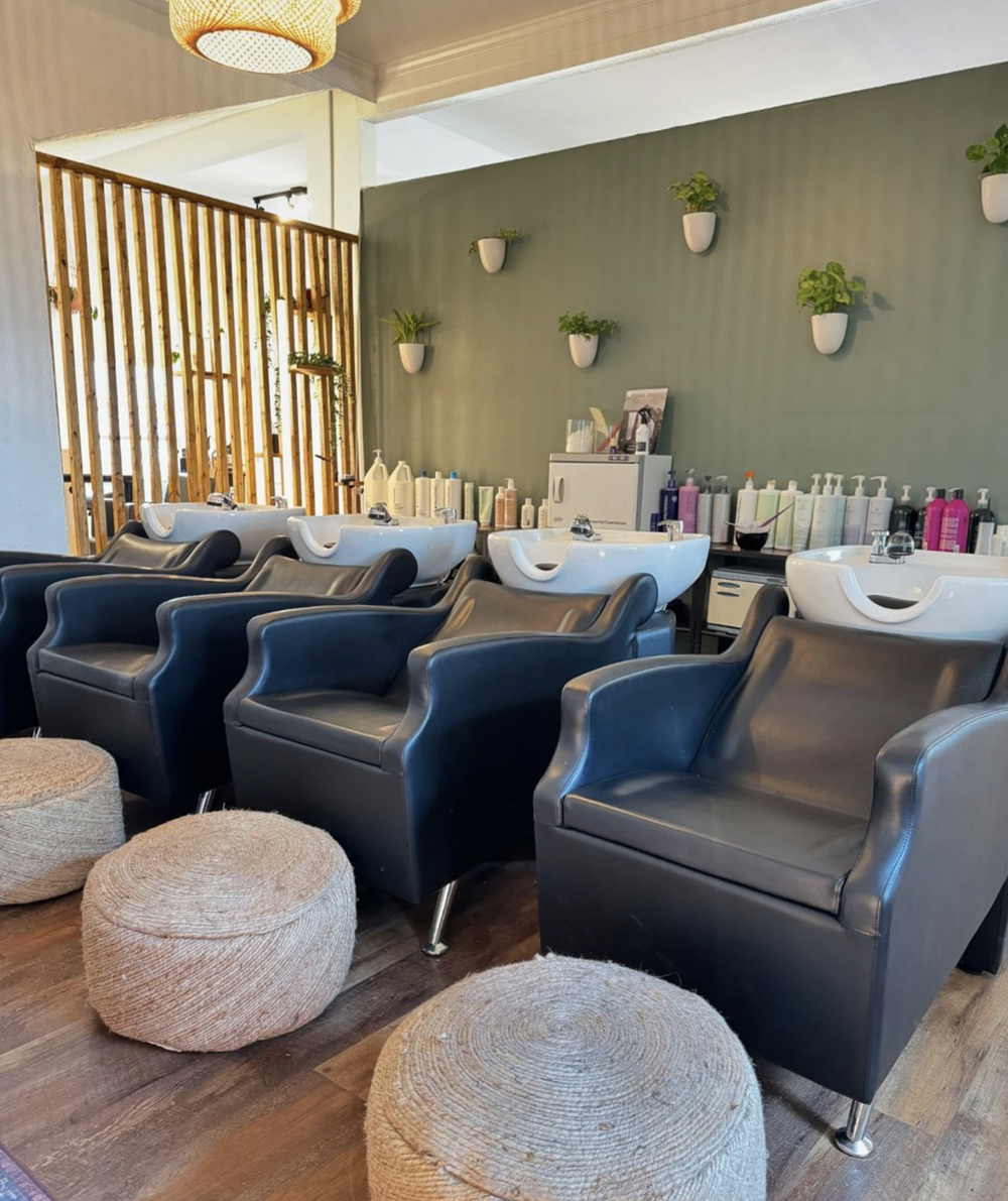 SALON CYPRESS