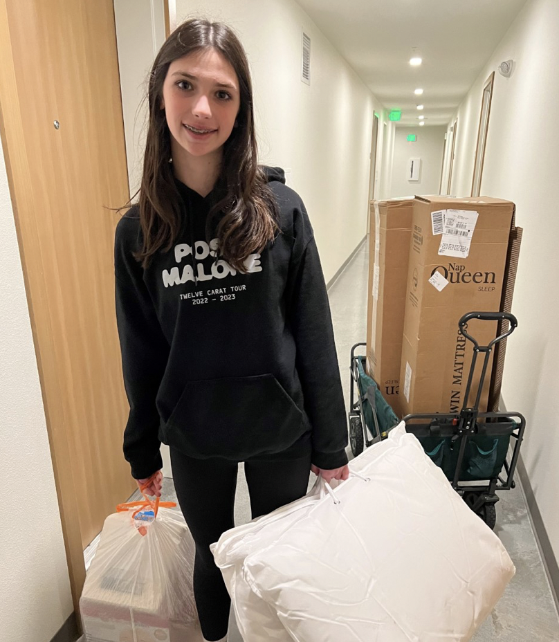 Audrey's Bat Mitzvah Project Helps Families At Mary's Place
