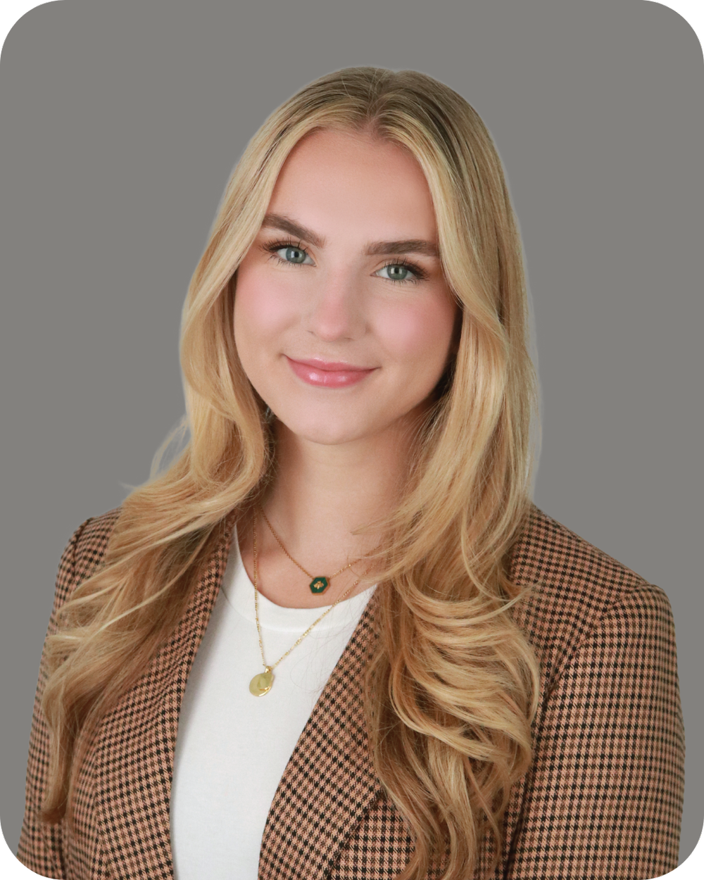 Professional Headshots And Portraits In Houston - Studio Pod