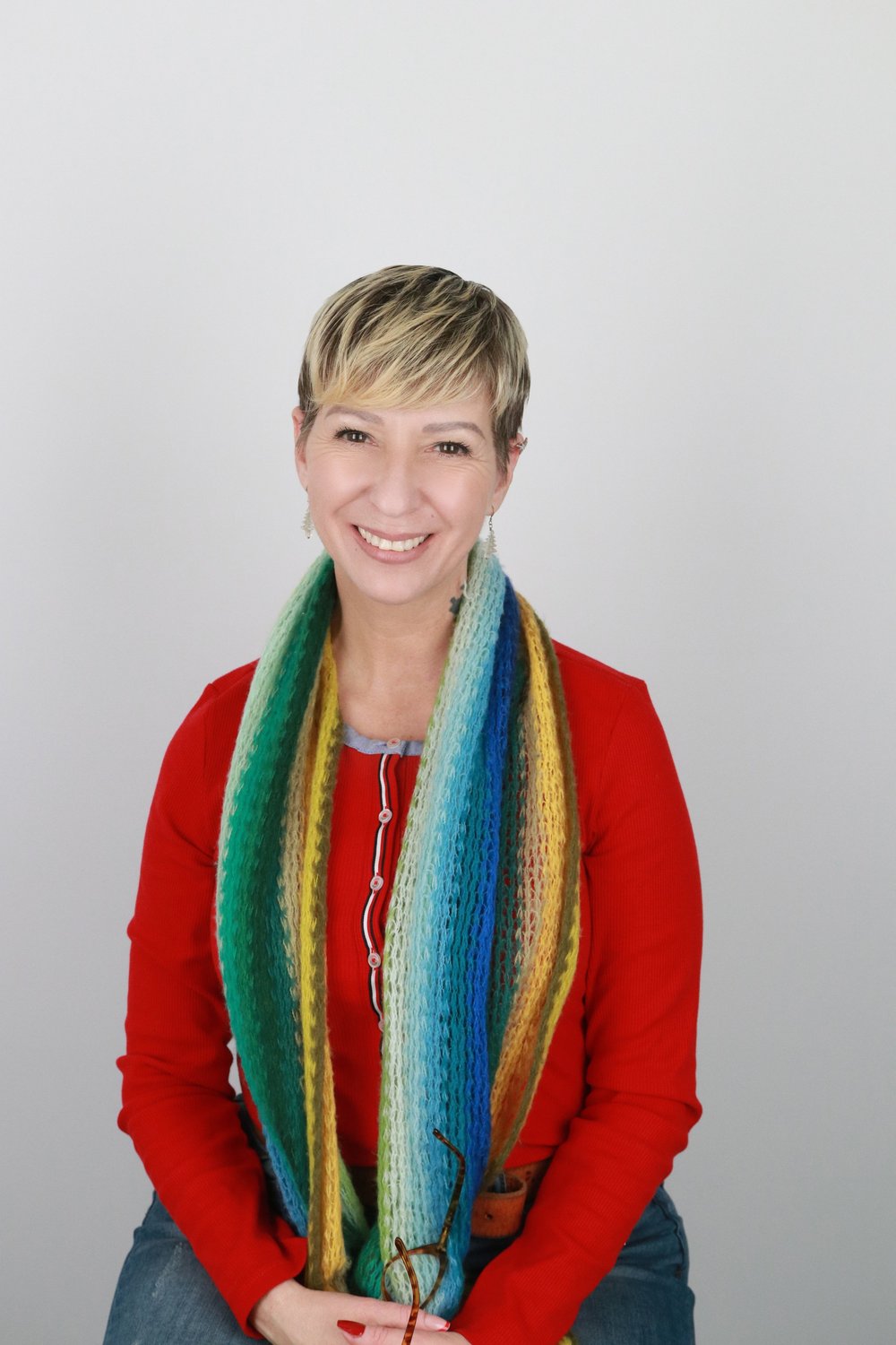 Best Colors to Wear for Headshots | Studio Pod