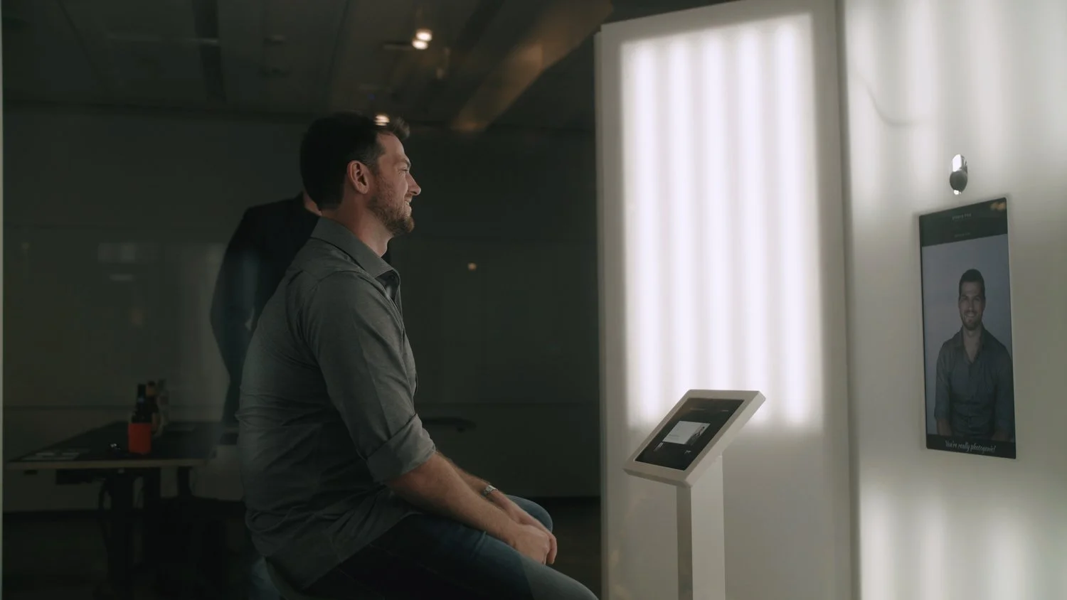 Professional Headshots And Portraits In Houston - Studio Pod