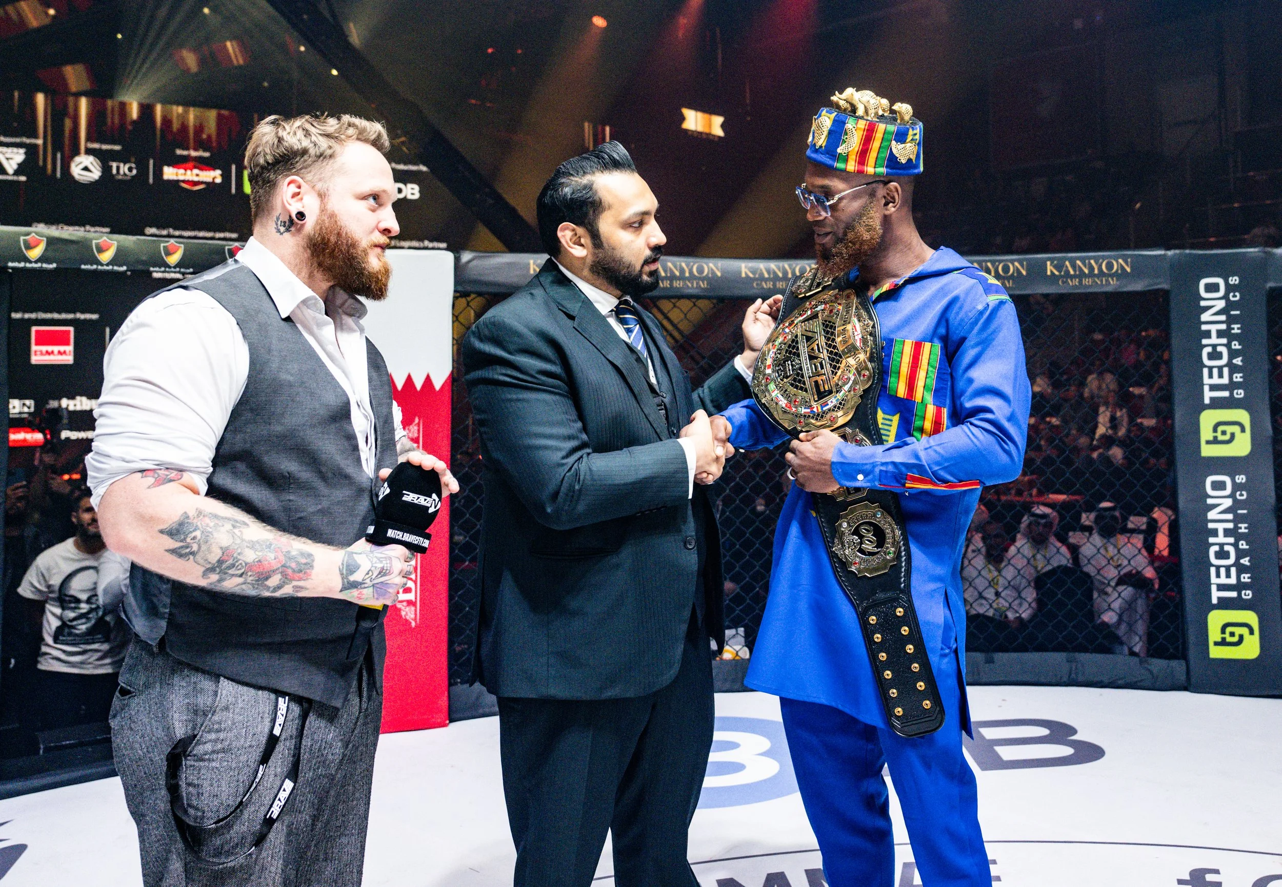 Alex 'DaKillaKing' Lohore. French Born Champion MMA Fighter, Coach and ...