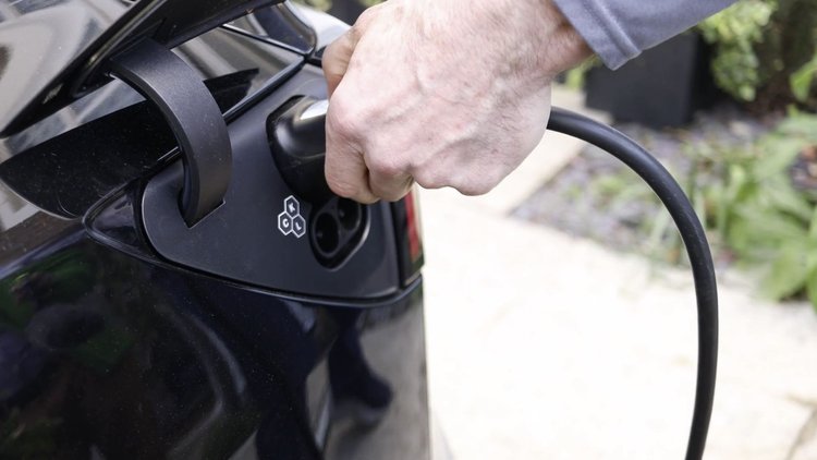 Charge Gully | Safe Cross-Pavement EV Charging