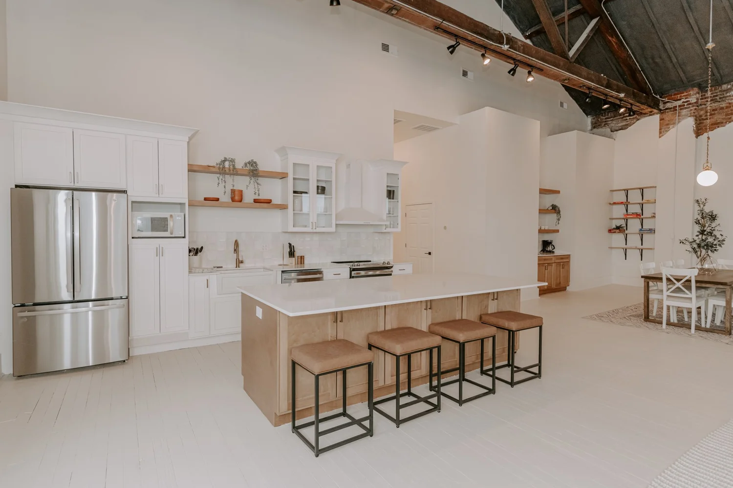 Cincinnati Kitchen Design & Remodeling | East Main Cabinets