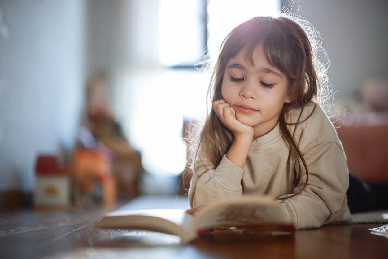 How Reading Along with Audiobooks Helps Kids Grow Their Verbal Skills ...