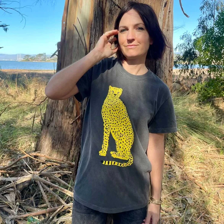 Praying Mantis Metallic Tee — LORIEN STERN