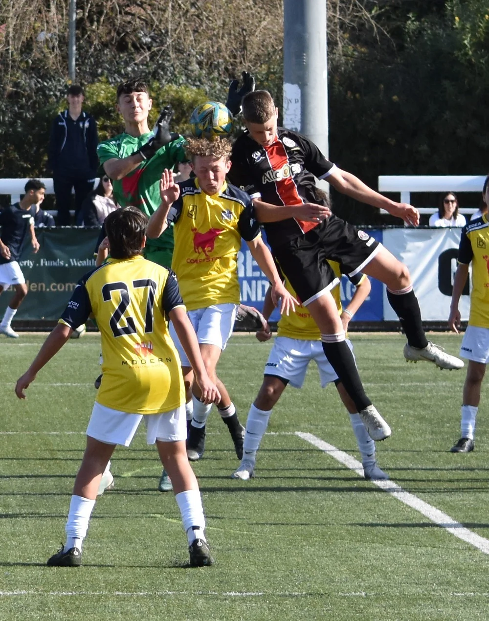 Boys Youth League 2 — Hills United FC